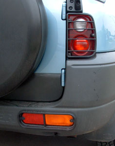 Rear Light Guards (FF002782) for Land Rover Freelander